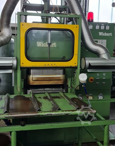 Wickert vulkanizirajuća štampa WKP 2560/5/2,5
Wickert Maschinenbau GmbH Landau WKP 2560 / 5 / 2,5