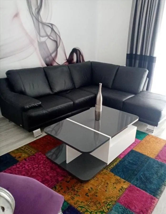 Izdavanje, dvosoban stan, 63m2, Stari Grad, Beograd