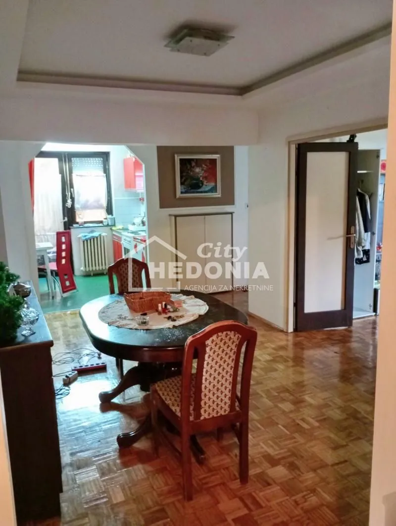 Prodaja, dvosoban stan, 78m2, Zemun, Beograd