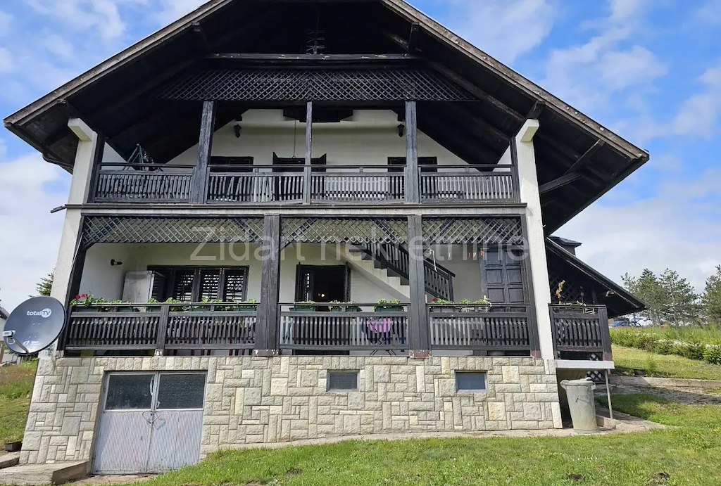 Prodaja, kuća, 200m2, Zova, Zlatibor