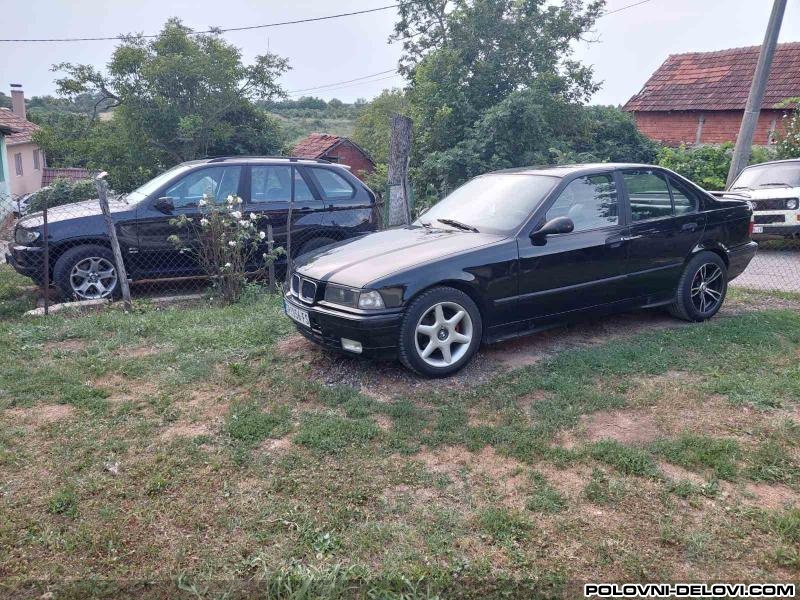 BMW 3 E36 Delovi Stakla