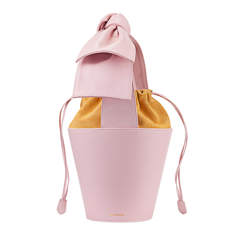 Kožna Bucket torba Powder Rose