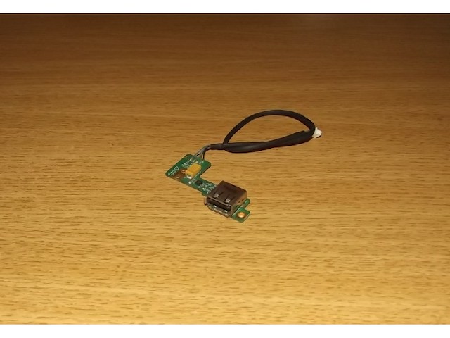 HP Pavilion dv9000/dv9500/dv9700 - USB konektor desni
