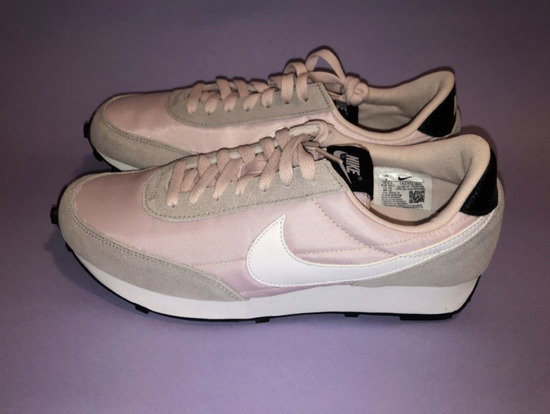 Nove NIKE PATIKE- %%%%