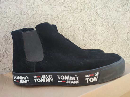 Tommy Hilfiger kratke čizme