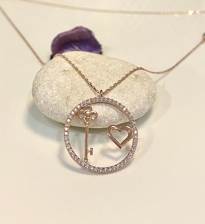Srebrna RoseGold ogrlica „Ključ od tvog srca“ L060