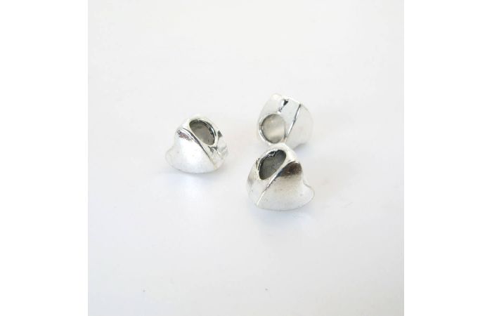 Metalna perla 8,5x8x7 mm, rupa oko 4.5 mm- boja antik srebro ( R157AN )