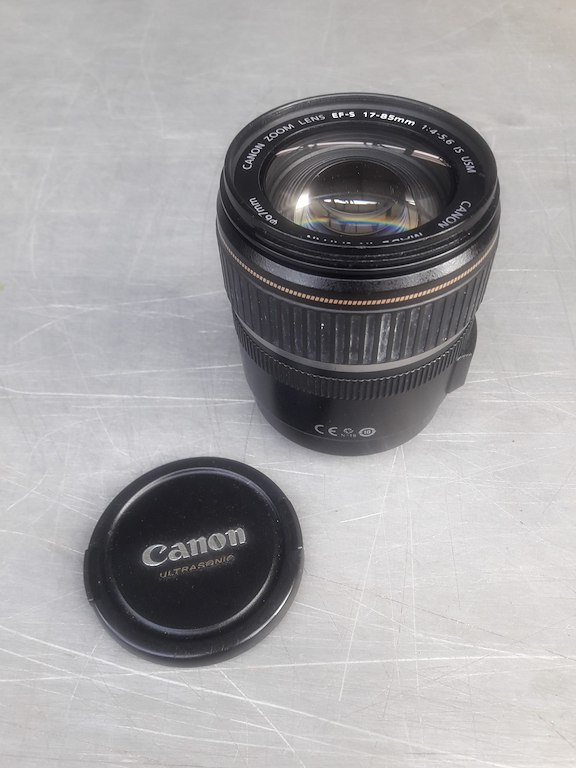 Canon EF 17-85mm f/4-5,6 IS USM