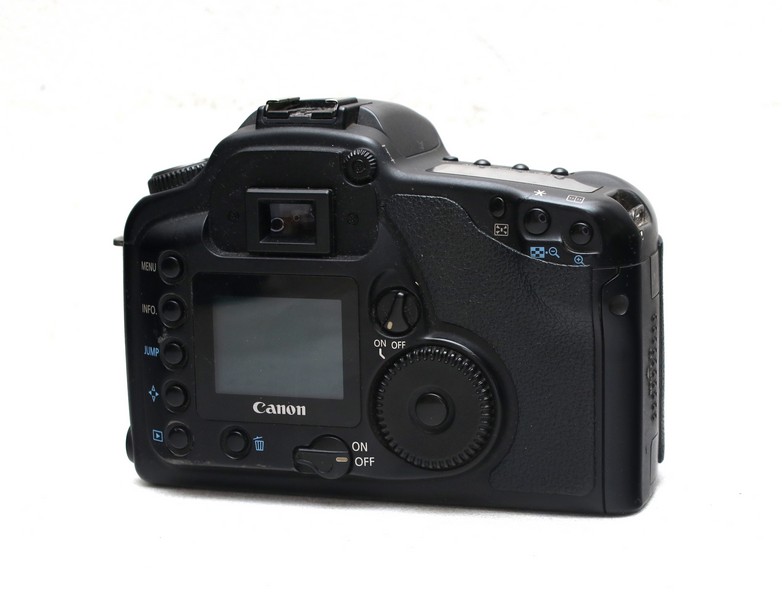 CANON EOS 10D DSLR CAMERA (BODY ONLY)