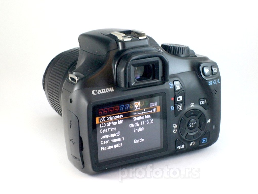 Canon EOS 1100D + 18-55mm f/3.5-5.6 II / Rebel T3