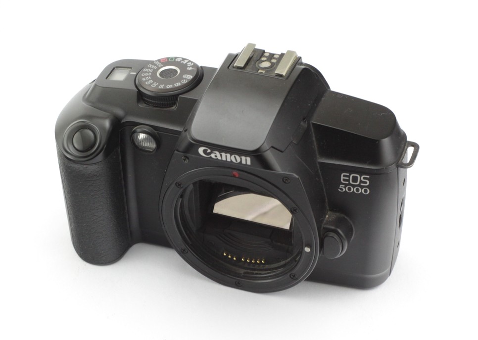 Canon EOS 5000