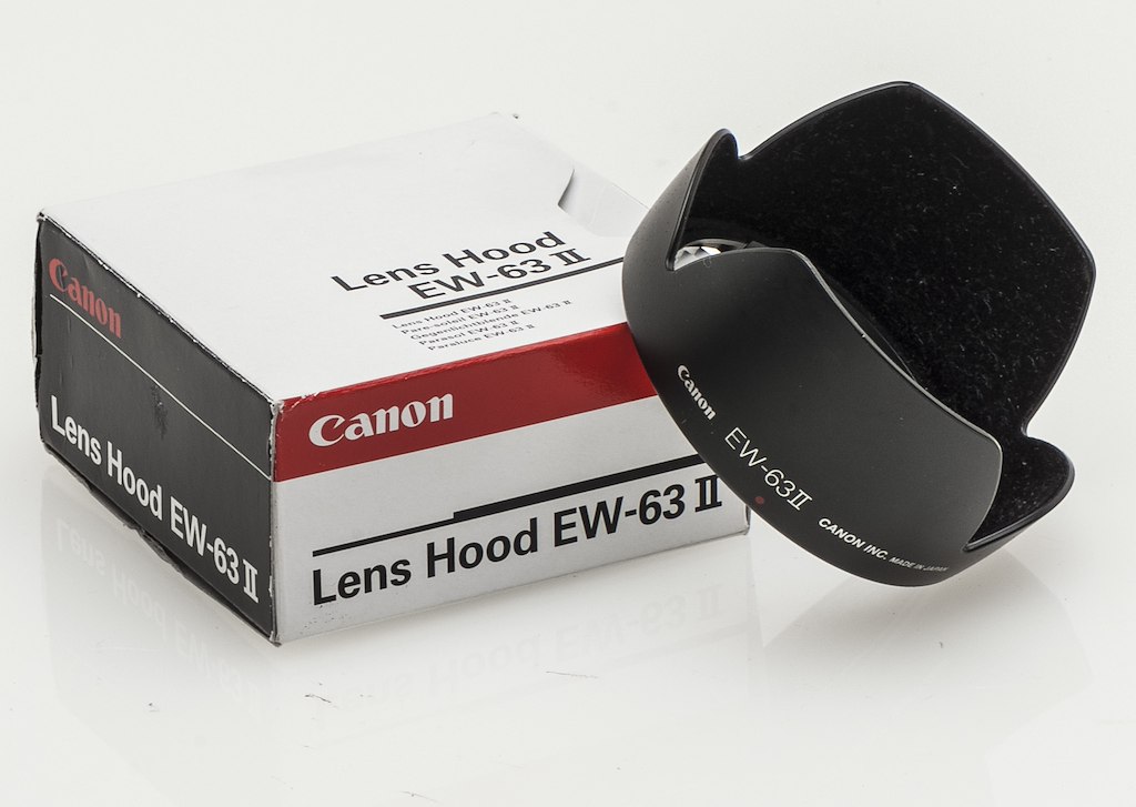 CANON EW-63II EF28MM F/1.8, 28-105MM F/3.5-4.5