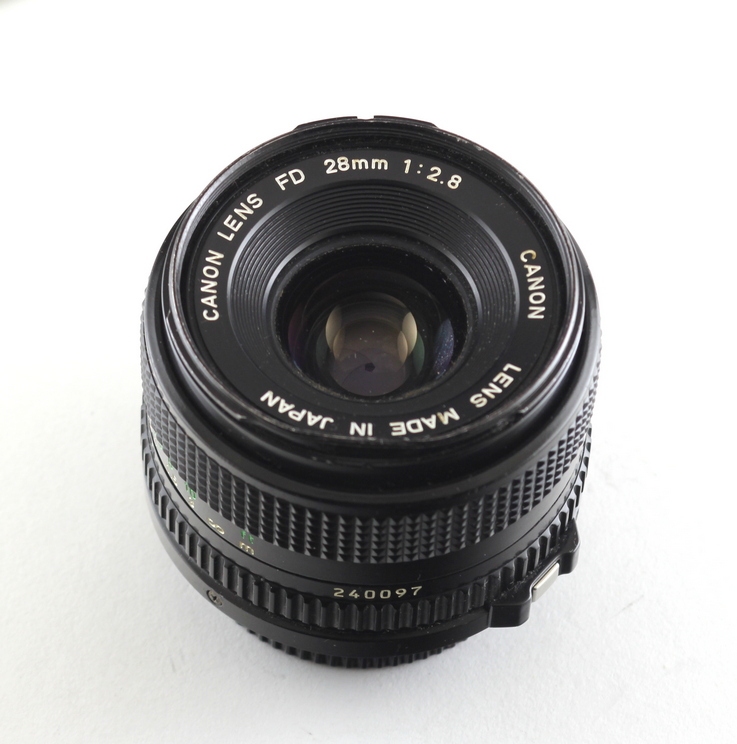 Canon FD 28mm f/2,8