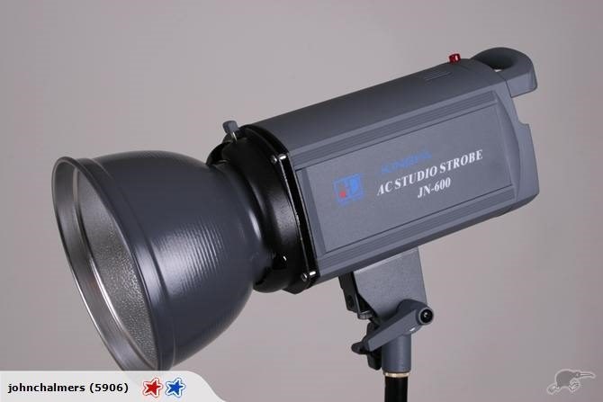 JN-600 Kingpa AC Studio Strobe + Godox 304 stidijski stativ