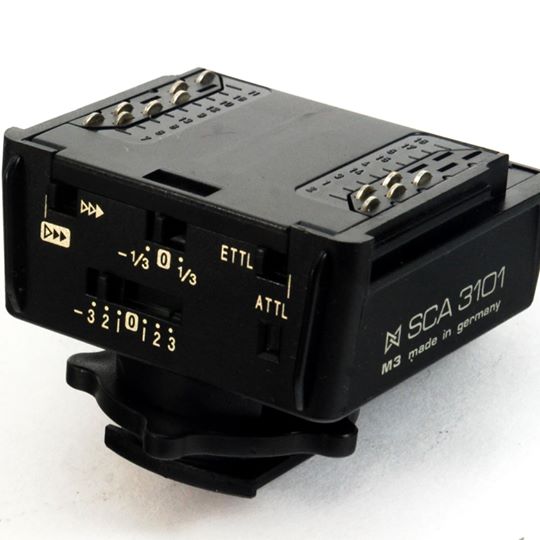 Metz SCA 3101 M3 – Canon EOS Adapter
