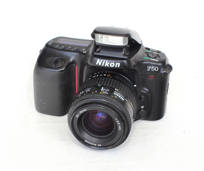 Nikon F50 + Zoom 35-70mm 3.5-4.5 AF Film Camera Black