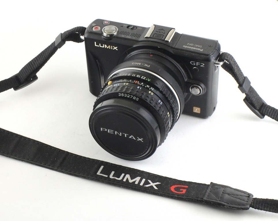 Panasonic Lumix GF2 Micro 4/3 + Pentax 50mm f/1.7 PK + Adapter