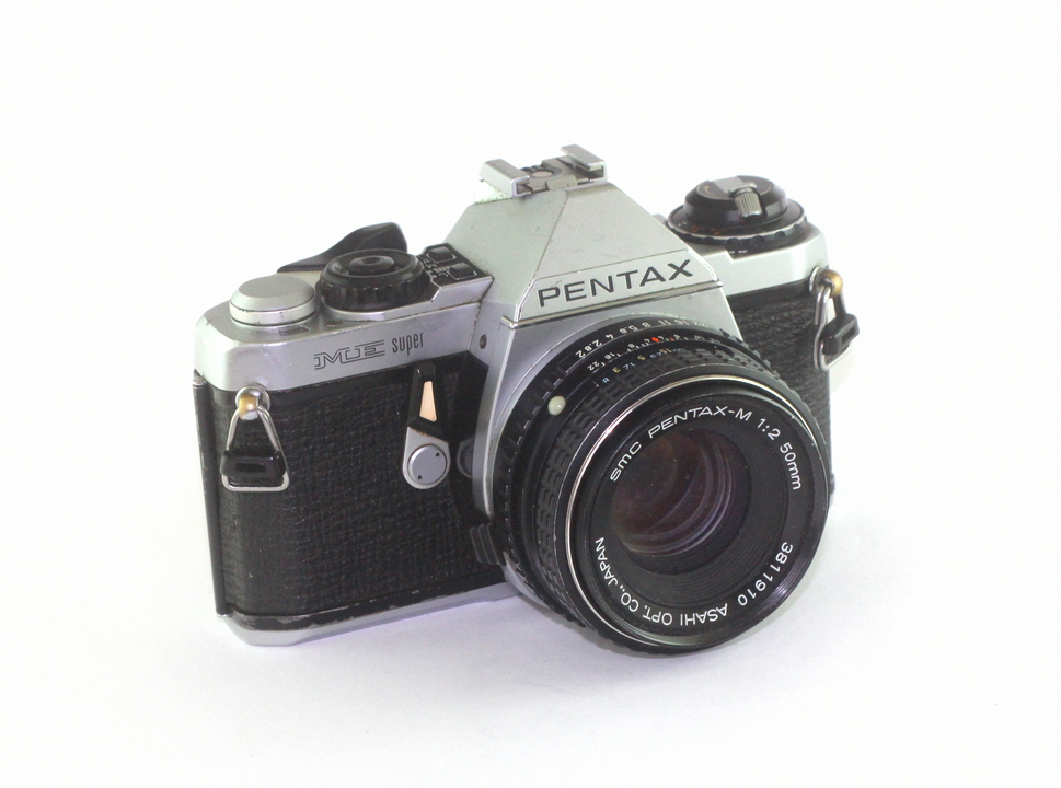 PENTAX ME SUPER + PENTAX SMC M 50MM F/2.0 PK