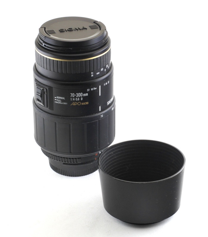 SIGMA 70-300MM F4-5.6 APO MACRO NIKON AF