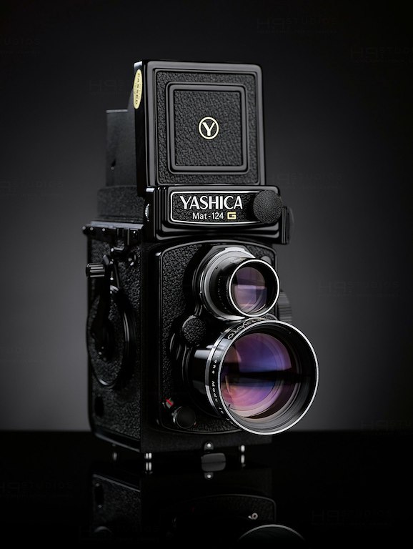 YASHICA YASHINON WIDEANGLE LENS WITH VIEWFINDER FOR 124G