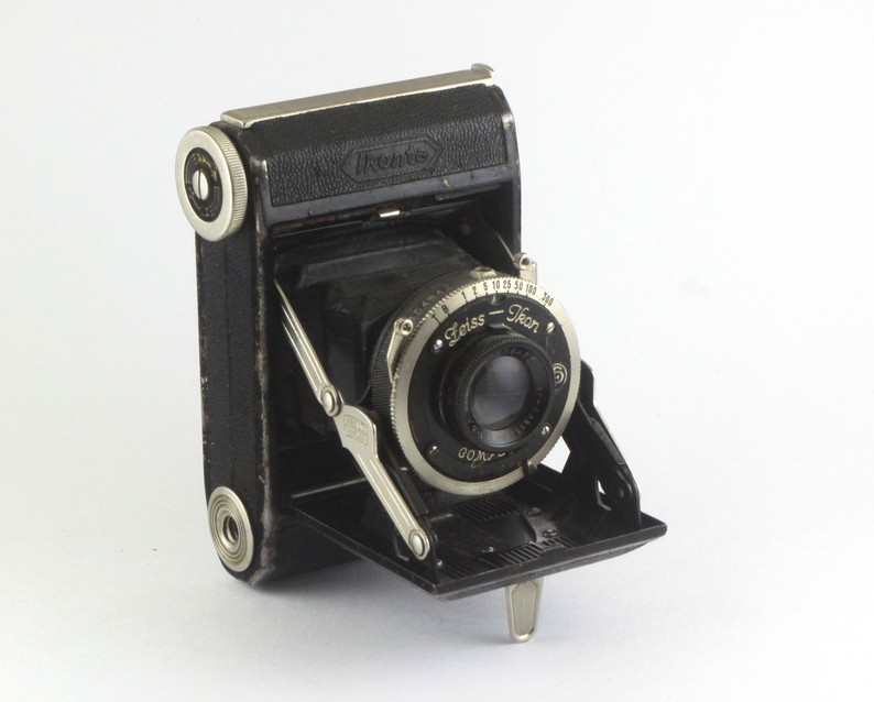 Zeiss Ikon Baby Ikonta Novar Anastigmat 5cm f/3.5