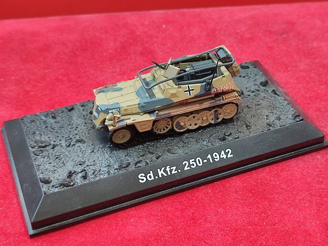Sd. Kfz. 250 - 1942