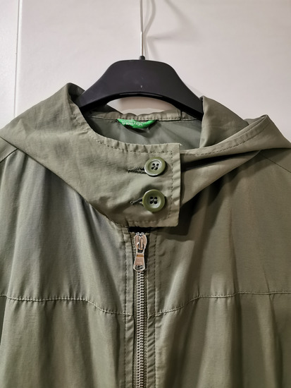 BENETTON zelena jaknica