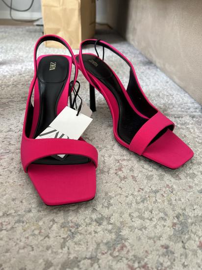 Nove Zara stikle