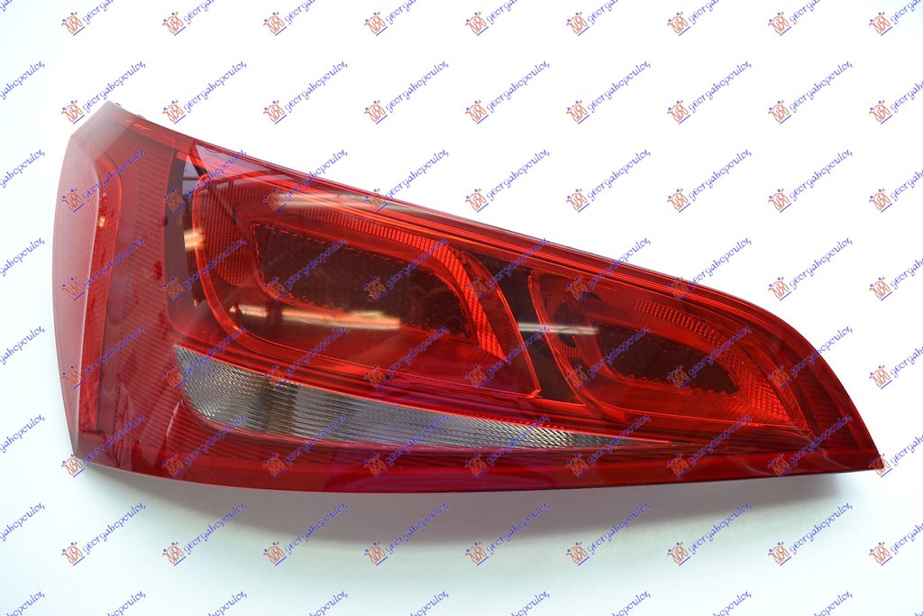 STOP LAMPA MARELLI Leva str. AUDI Q5 (2008-2012) (OEM: 8R0945093)