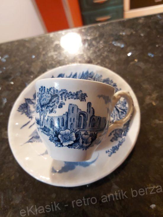 Royal Tudor Ware porcelanski servis