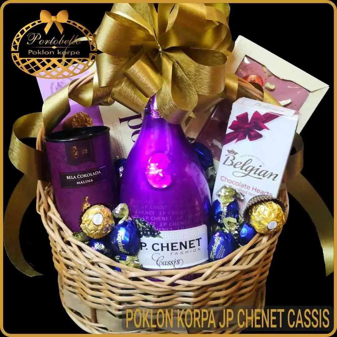 Poklon korpa JP Chenet Cassis