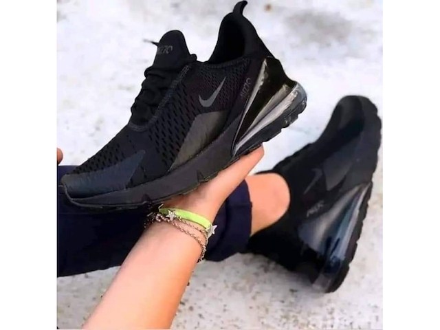 Nike Air Max 270 vrne patike NOVO