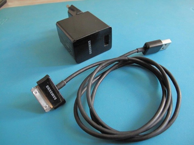 SAMSUNG ETA-P11JBE - kućni punjač 5V 2A sa USB kablom