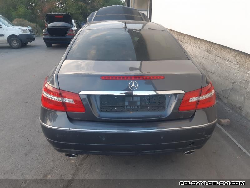 Mercedes E 350 Cdi Kompletan Auto U Delovima