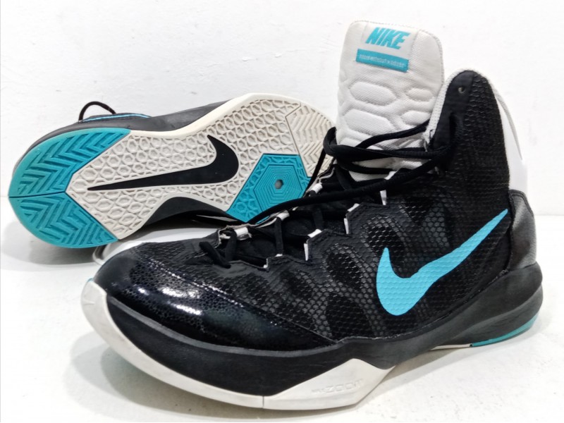 NIKE ZOOM WITHOUT A DOUBT-749432-003