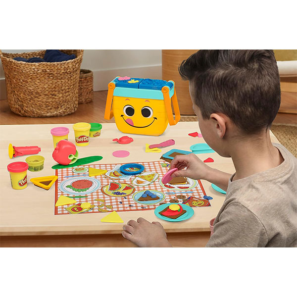 Play Doh Picnic Shapes starter set F6916