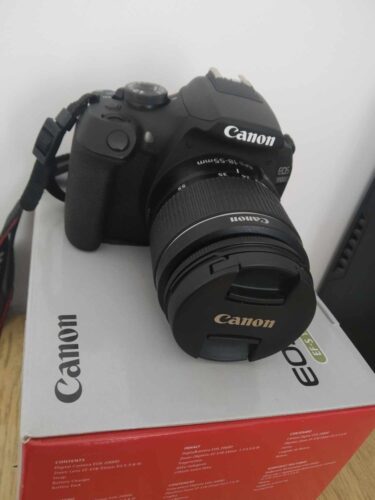 HITNO! Canon EOS 2000d fotoaparat