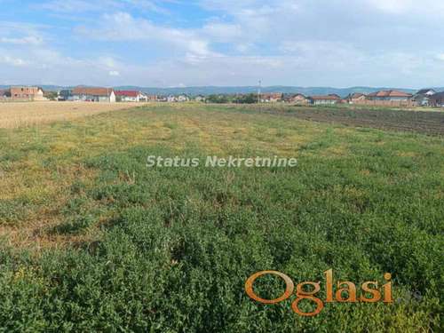 Futog-Odličan Građevinski Plac 499 m2 na Bregu za Kupce Posebnog stila života-065/385 8880