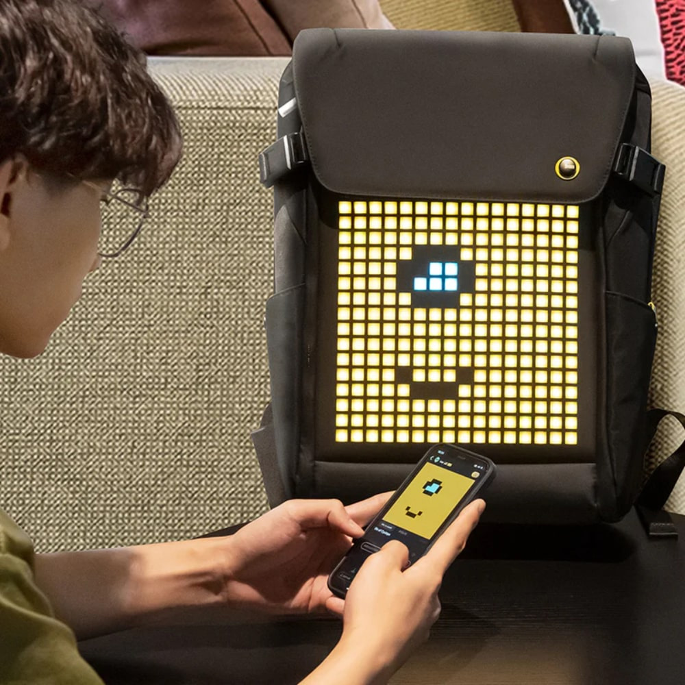 Pixoo Backpack-M Innovative Smart LED BLACK