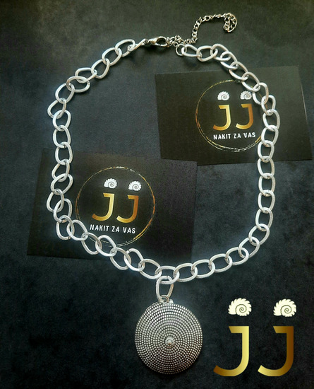 Ogrlica medaljon