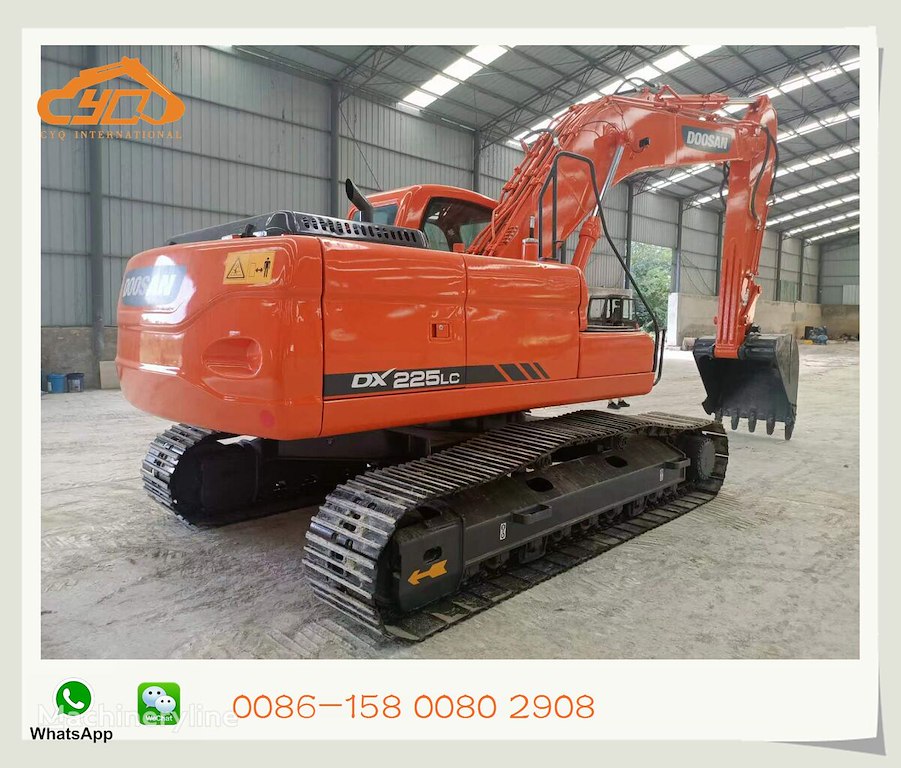 Doosan DX225LC bager guseničar