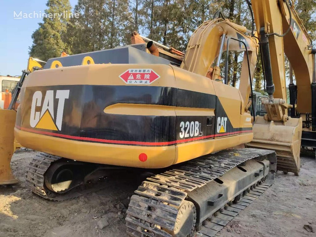 Caterpillar 320BL excavator bager guseničar