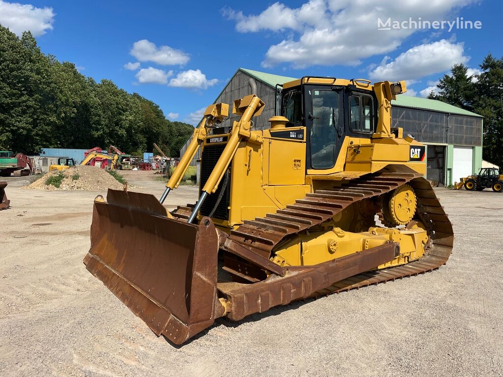 Caterpillar D6T LGP buldožer