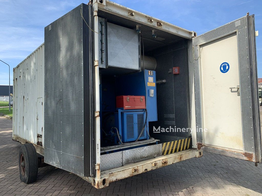 47,3 KVA deutz 5 cil generatorset container mounted diesel generator