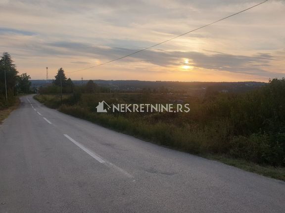 Barajevo - plac na savršenoj lokaciji