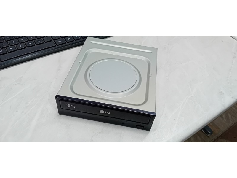 dvd rw sata hitachi lg ispravan