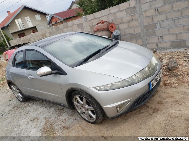 Honda Civic Svemirac Kompletan Auto U Delovima