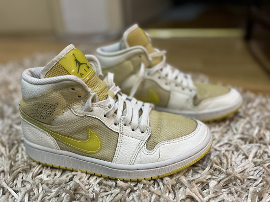 AIR JORDAN 1