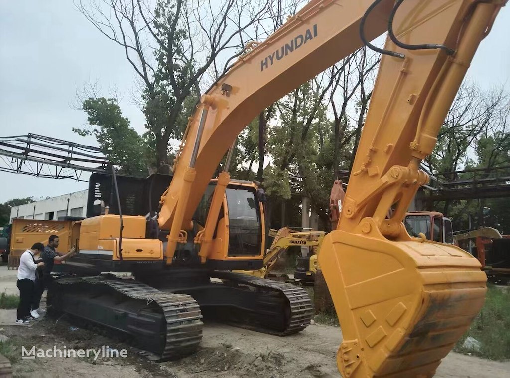 Hyundai 30 Ton R305LC Crawler Excavator bager guseničar