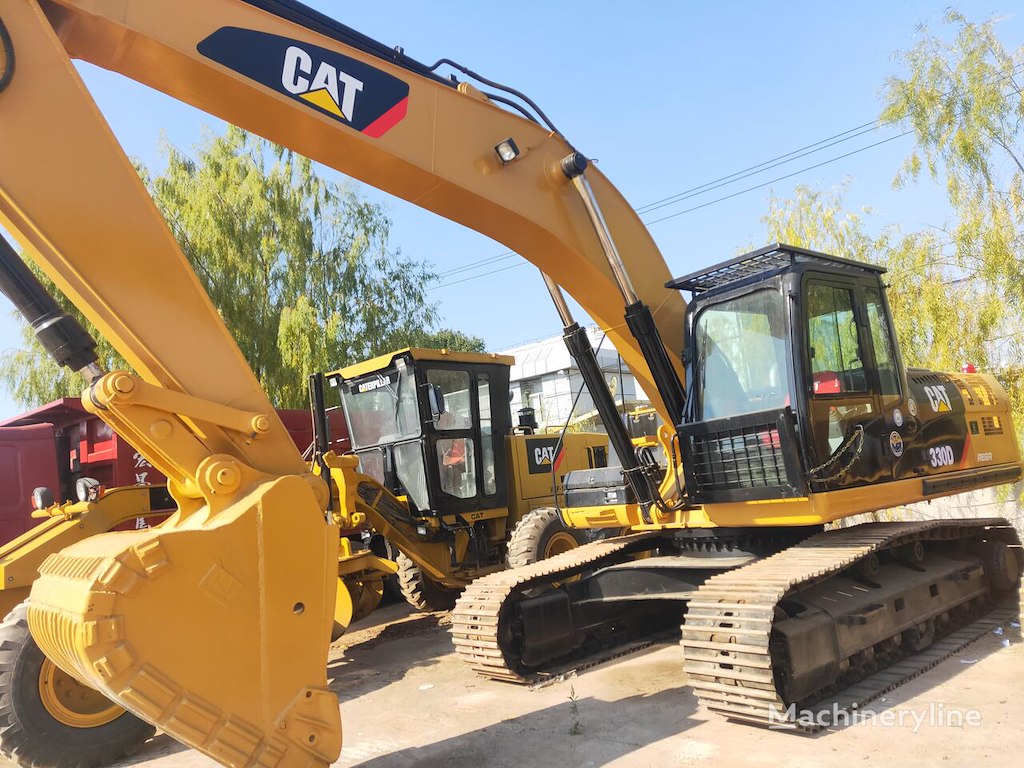 Caterpillar 330D bager guseničar